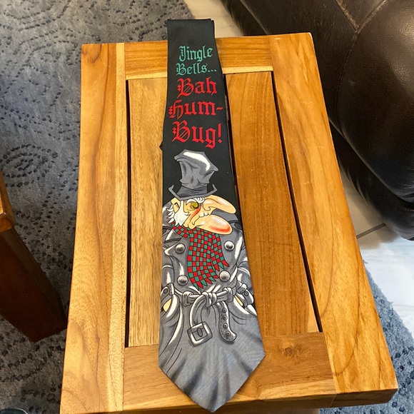 NovelTies | Accessories | Jingle Bells Bah Humbug Tie That Lights Up ...